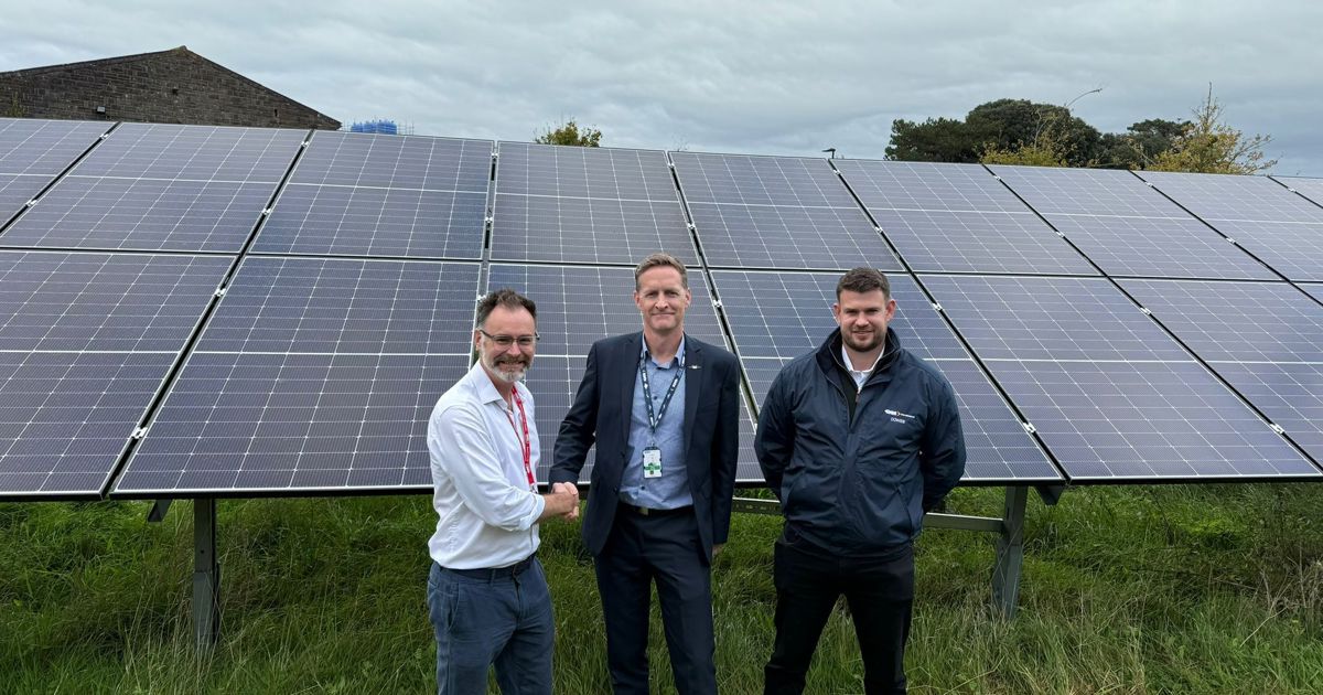 GKN Aerospace Cowes Completes 1.2MW Solar Farm, Advancing ...